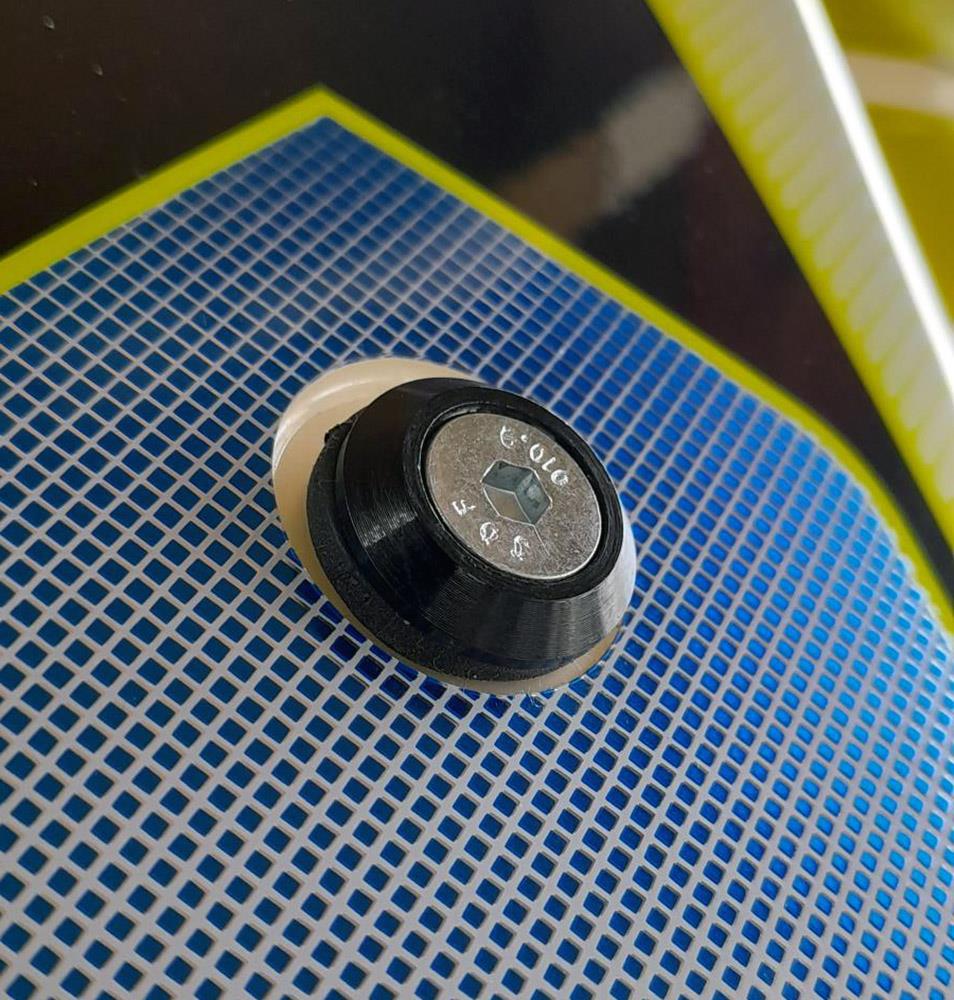 Senzo Grommet Insert (One Piece) Black – Zip North